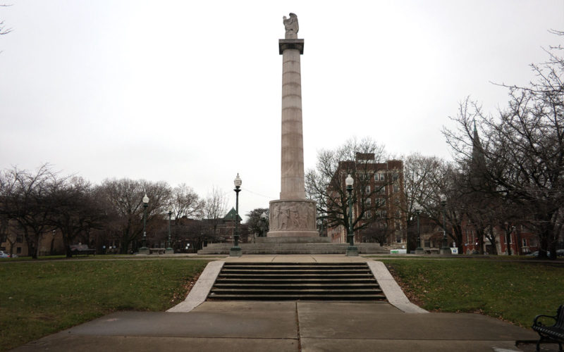 Photos: Illinois Centennial Monument | David Bernie